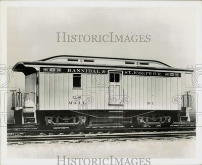 Press Photo Hannibal & St. Joseph Railroad U.S. Mail Postal Car Replica ...