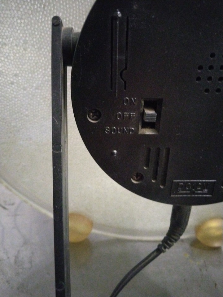 Electrostorm Plasma Disk DJ Light Pulses to Music Colorful Lightning ...