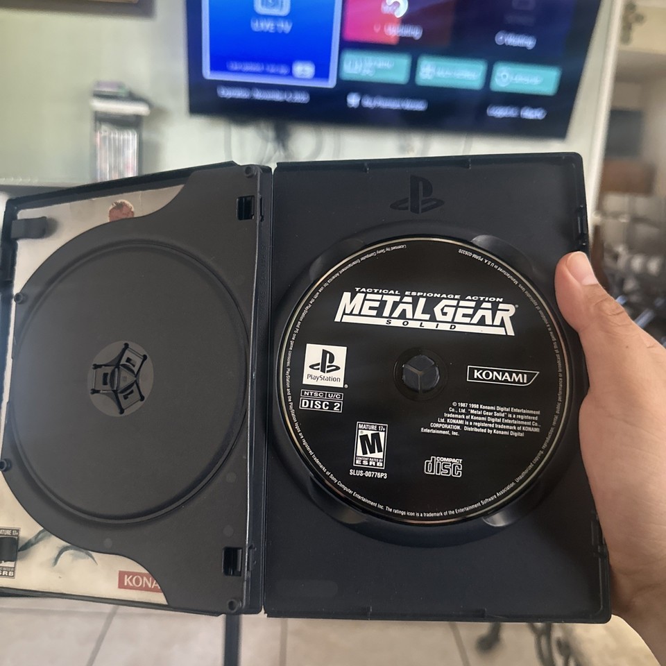 Metal Gear Solid Tactical Espionage Action Playstation PS1 Long Box w ...