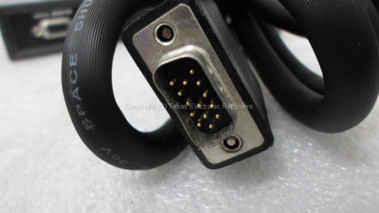 Extron P/2 DA2 LC VGA Splitter w/ Cable | eBay