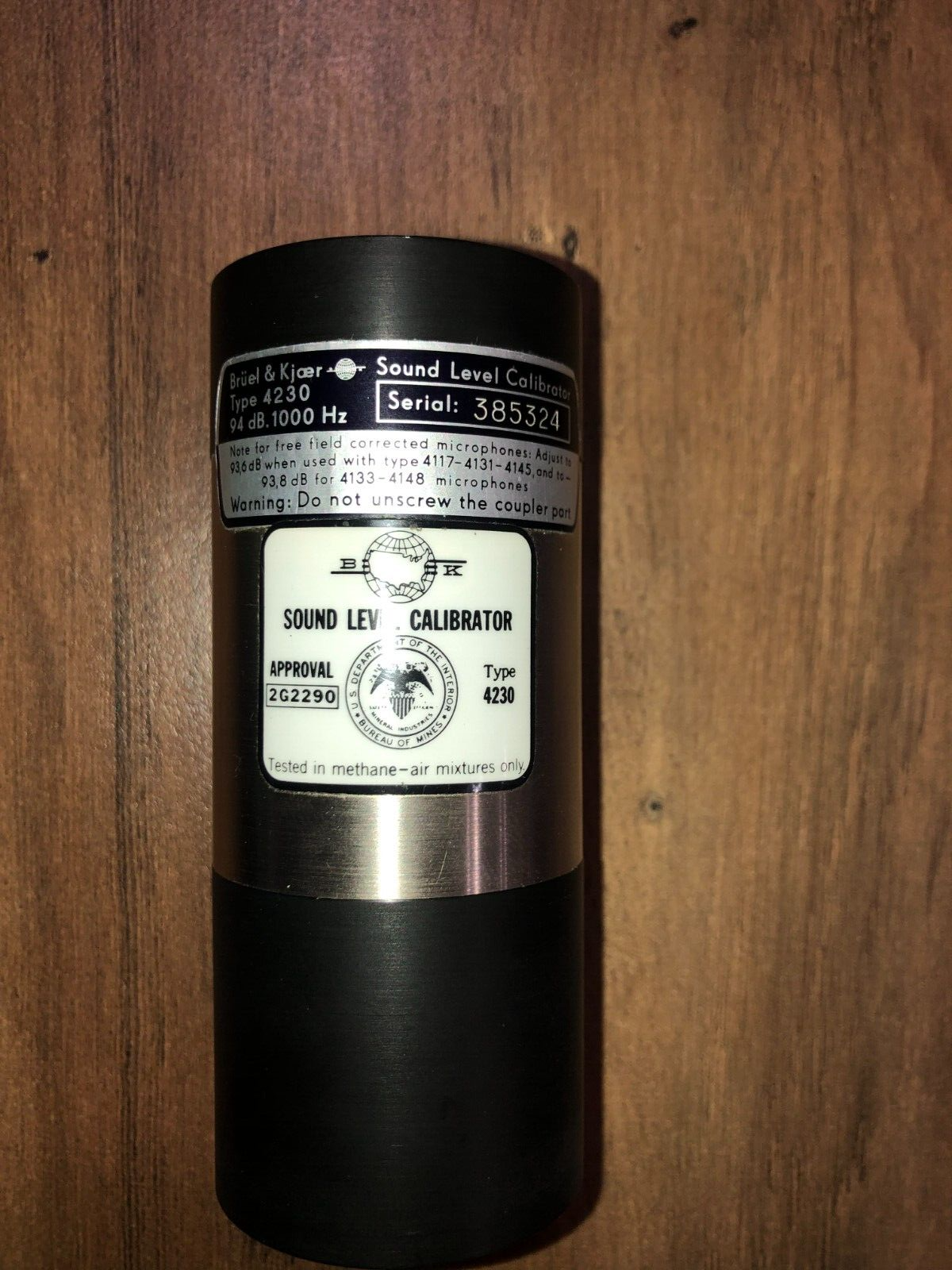 Bruel & Kjaer Sound Level Meter Type 2205 & Sound Level Calibrator Type ...