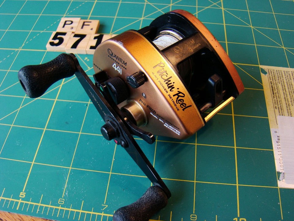 V5711 PF QUANTUM PITCHIN 441 BAITCASTER W FLIPPIN SWITCH FISHING REEL ...