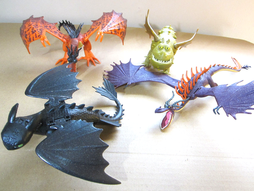 4 Spin Master DWALLC How To Train Your Dragon PURPLE MONSTER TOOTHLESS ...