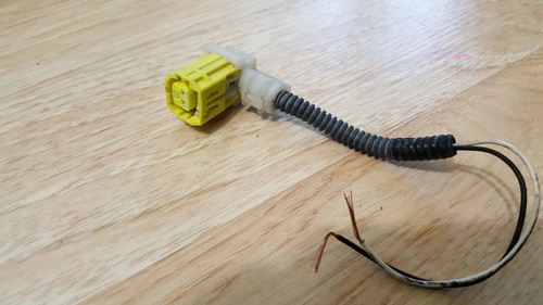 toyota lexus connector impact sensor 89173-39375 89173-35080 9817335080 ...