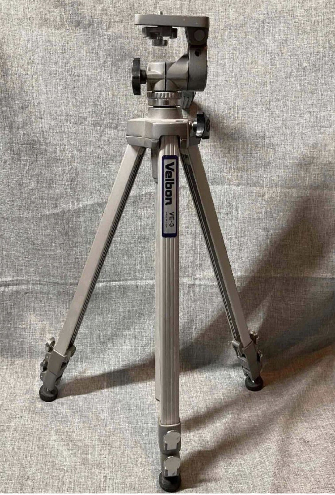 Velbon VE-3 Aluminum Professional Adjustable Tripod 22"-60" Camera ...