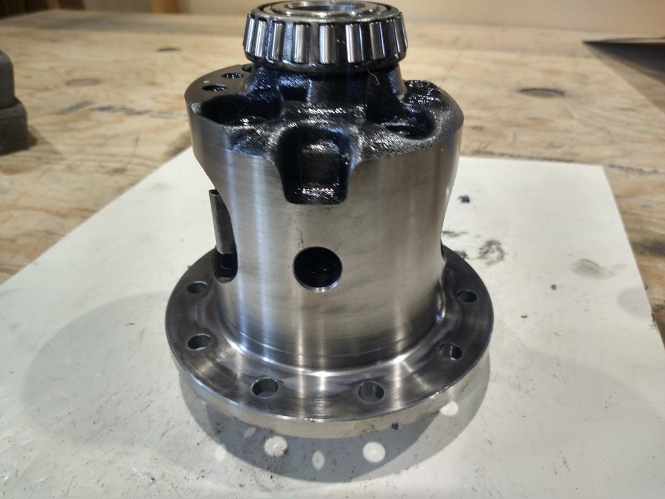 84554713 GM Rear Differential Carrier Limited Slip | eBay