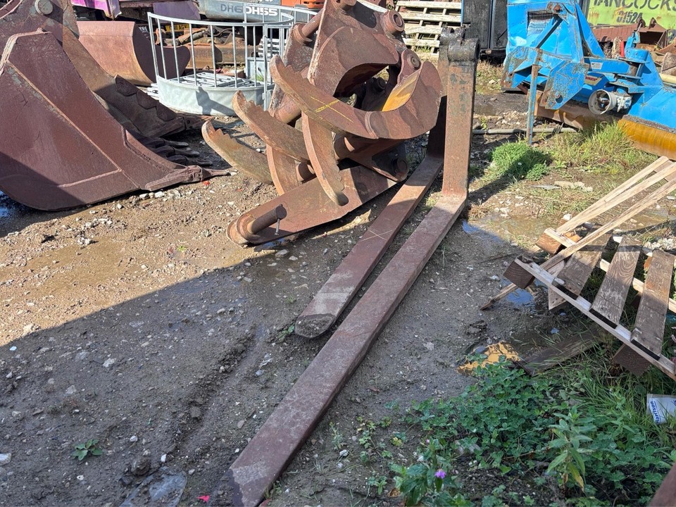 8 FOOT LONG PALLET FORKS TINES DIESEL FORKLIFT TRUCK GAS FORK LIFT ...