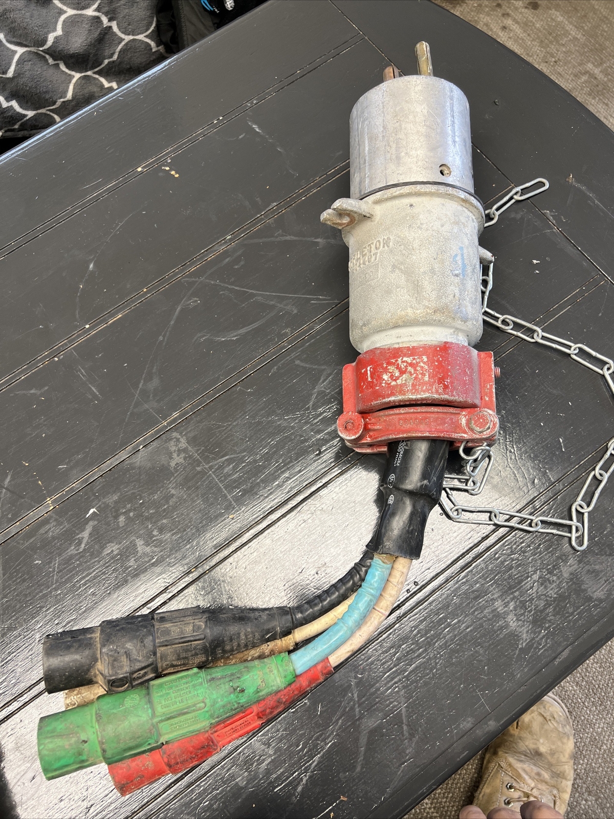 1-APPLETON AP20044E 200 AMP 3 WIRE 4 POLE POWERTITE PIN & SLEEVE CLAMP ...