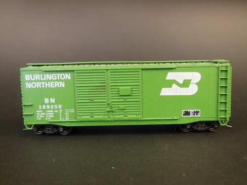 HO SCALE BURLINGTON NORTHER BN 199250 DOUBLE DOOR 40' BOX CAR | eBay