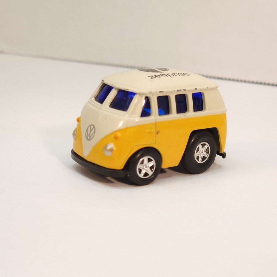 WELLY 1962 VW Classical Bus Pull Back Motor 2" Diecast Volkswagen Works ...