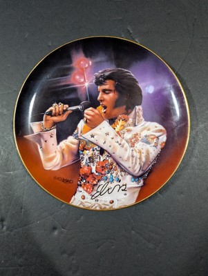 Pair Of Elvis Presley "Remembering Elvis" Bradford Exchange Plates ...