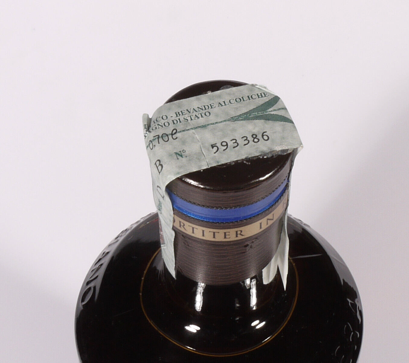 PRL) RUM LA HECHICERA RON EXTRA ANEJO DE COLOMBIA RESERVA FAMILIAR 700 ...