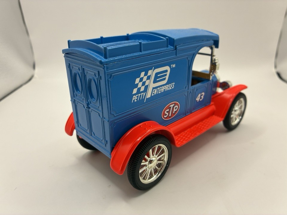 Vintage ERTL #43 STP Richard Petty Enterprises 1913 Ford Model T Bank ...