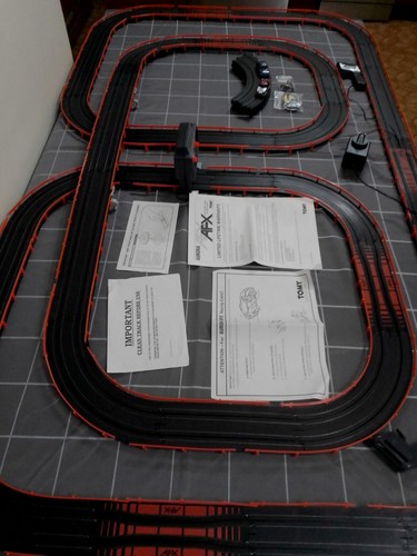 AURORA AFX SLOT CAR SET + 2 x CONTROLLERS +POWER PLUG IN ADAPTOR+ 2 ...