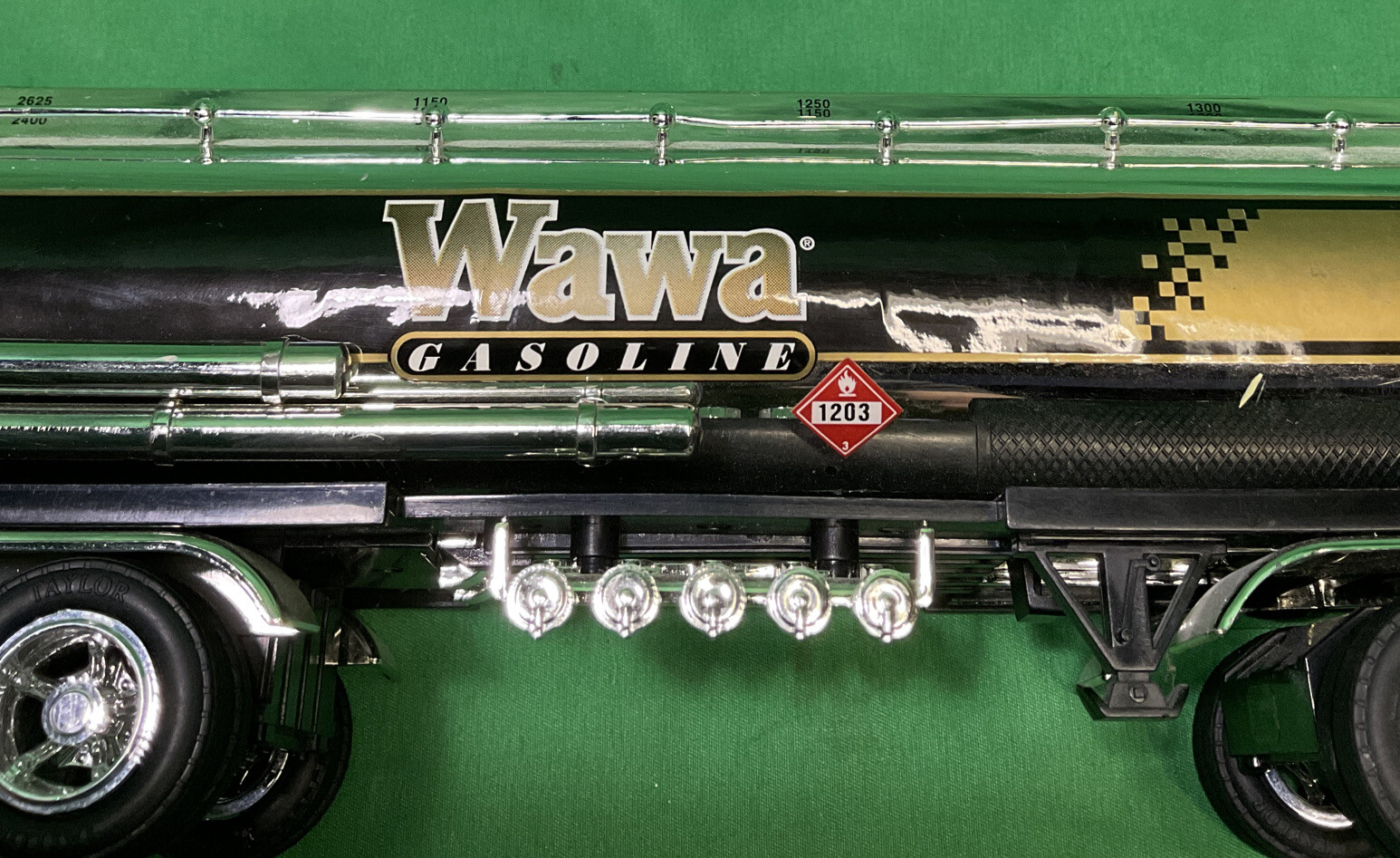 VTG 1997 / Taylor Truck - # 03863 - Wawa Gasoline Toy Tanker Truck ,14. ...