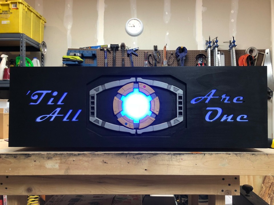 Custom Double Wide Detolf Display Base for Marvel DC Transformers NFL ...