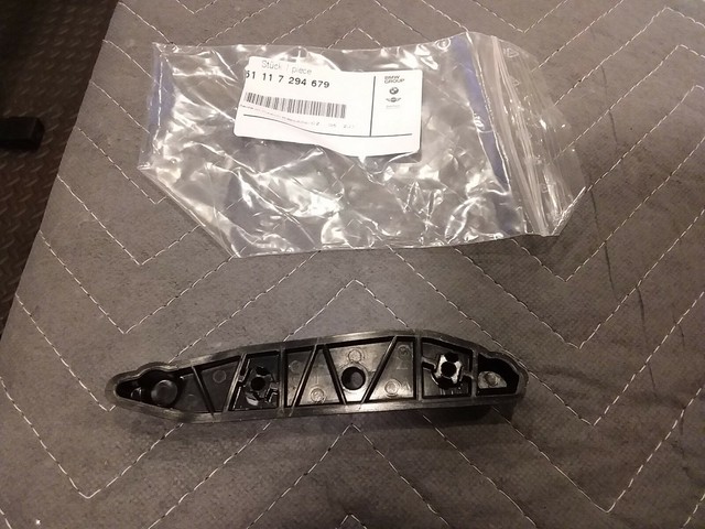 BMW OEM 428i Front Bumper Grille-bumper Cover Side Bracket Left ...