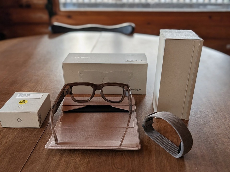 Meta Ray-Ban Display Large Size ) with size 3 Neural Band | eBay