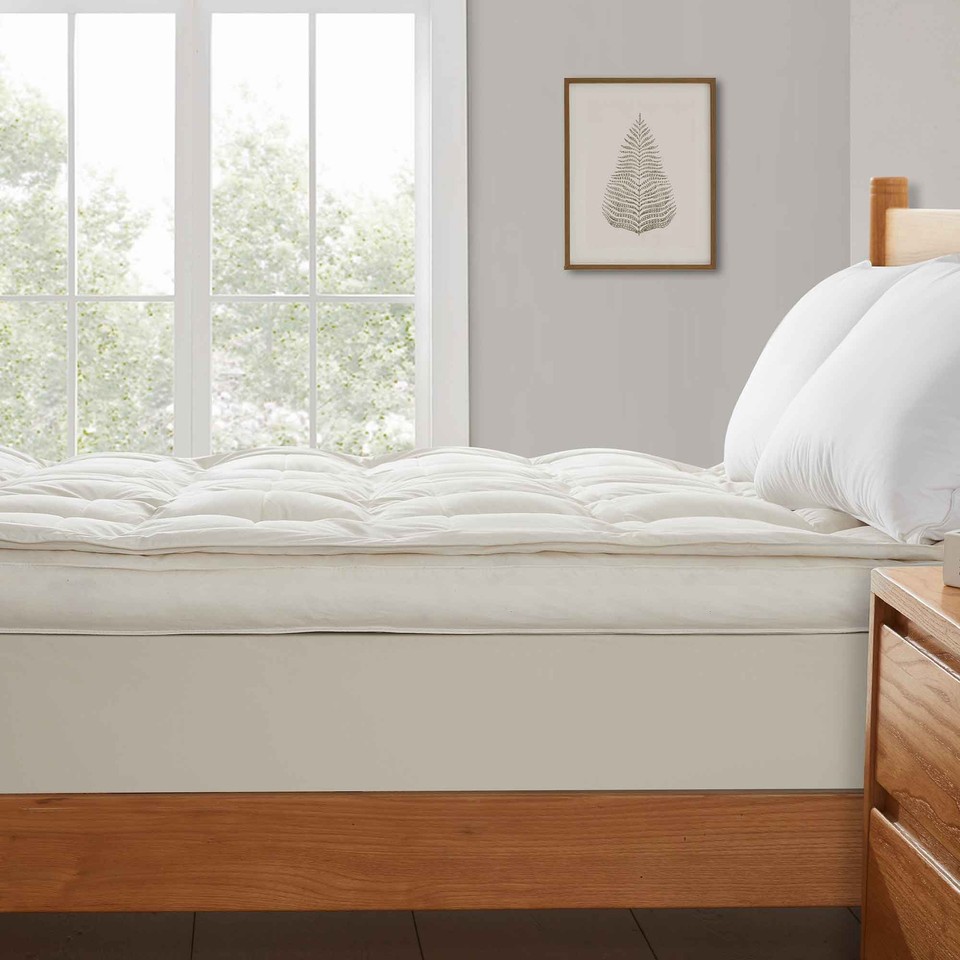 Ultra Plush Feather Bed Mattress Topper, King or Queen Mattress Pillow ...