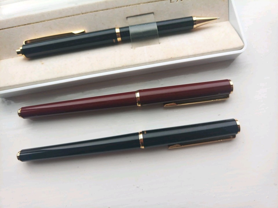 Vintage Mitsubishi Exceed Lacquered Very Dark Blue Marble Rollerball ...