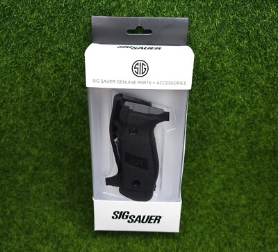 Sig Sauer OEM P226 Black Polymer Grip Set w Built-in Magwell GRIP-226 ...
