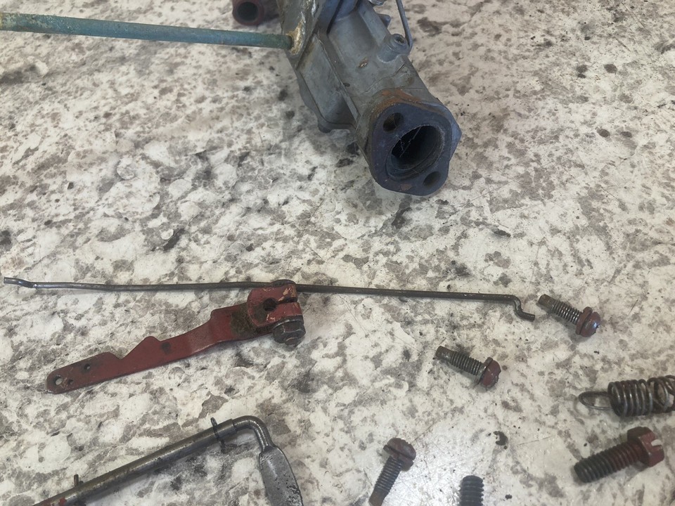 Briggs and Stratton OEM 100202 Carburetor Governor Linkage ...