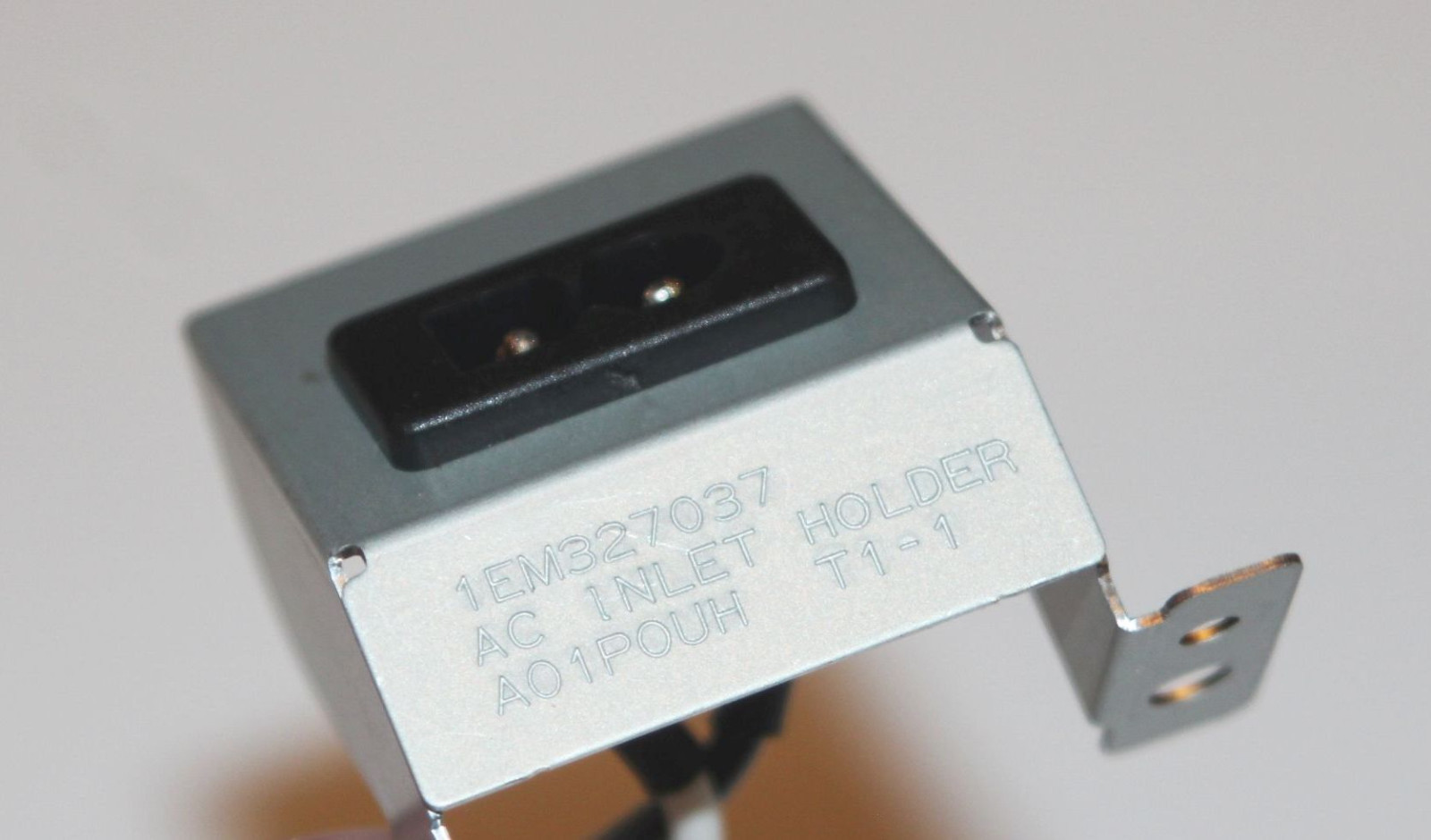 OEM Power Jack Wall Socket 1EM327037 - Emerson 40" LCD Television ...