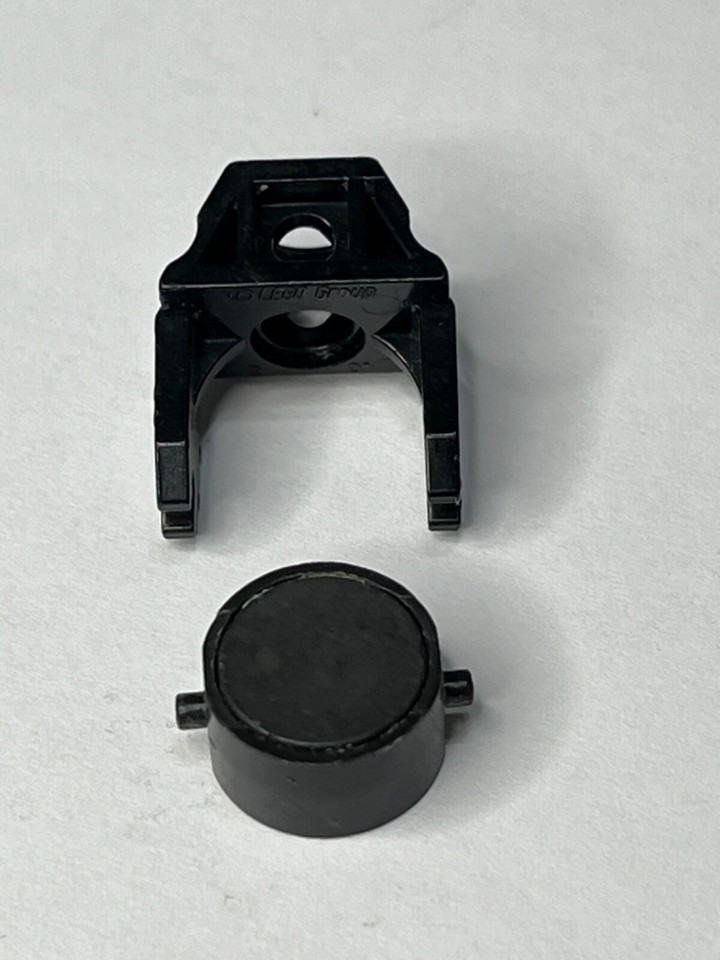 LEGO Cylinder Magnet Train Magnets (73092) with Black 2 x 3 Holder ...