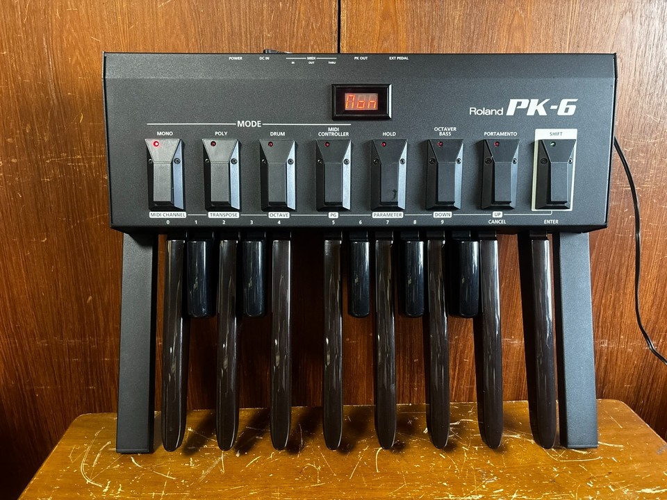 Roland PK-6 13-note Dynamic MIDI Pedal w/ power supply | eBay