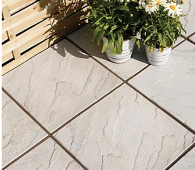 30 X BRADSTONE EDALE GREY PATIO PAVING SLABS 450X450MM LIGHT DERBYSHIRE ...