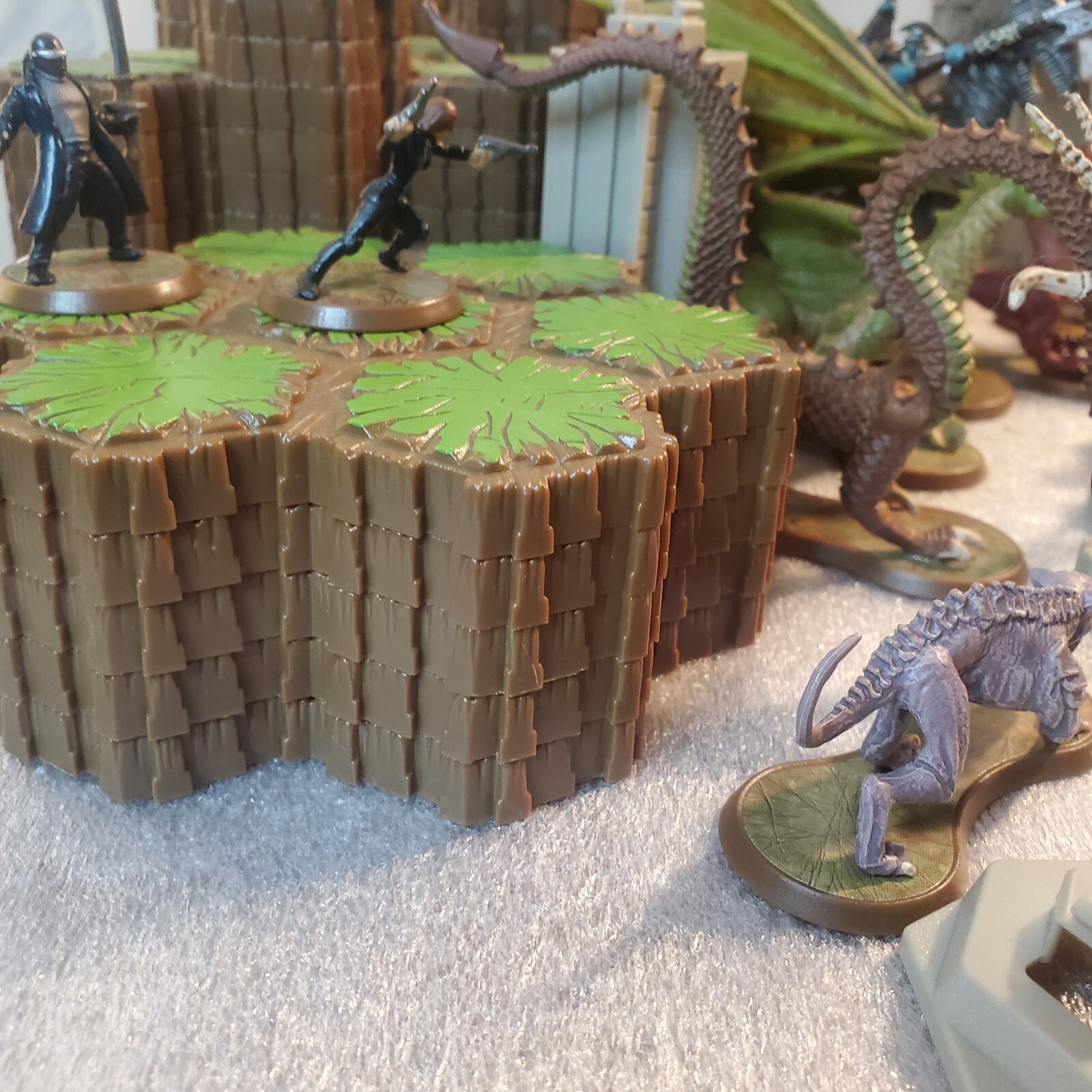 Heroscape lot Terrain Figures | eBay
