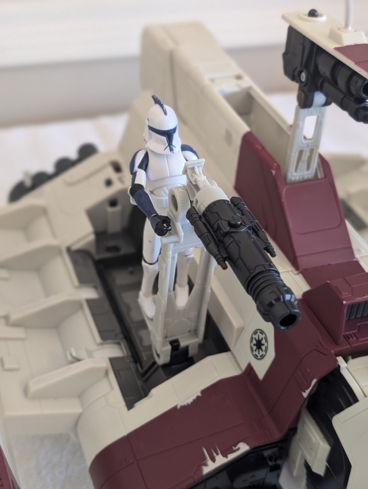 Hasbro Star Wars The Clone Wars 2010 Republic Attack Shuttle Ship ...