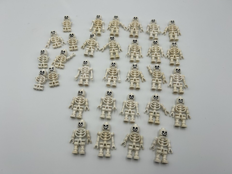 Lego Skeletons Lot of 31 White Standard Skeletons Halloween Haunted ...