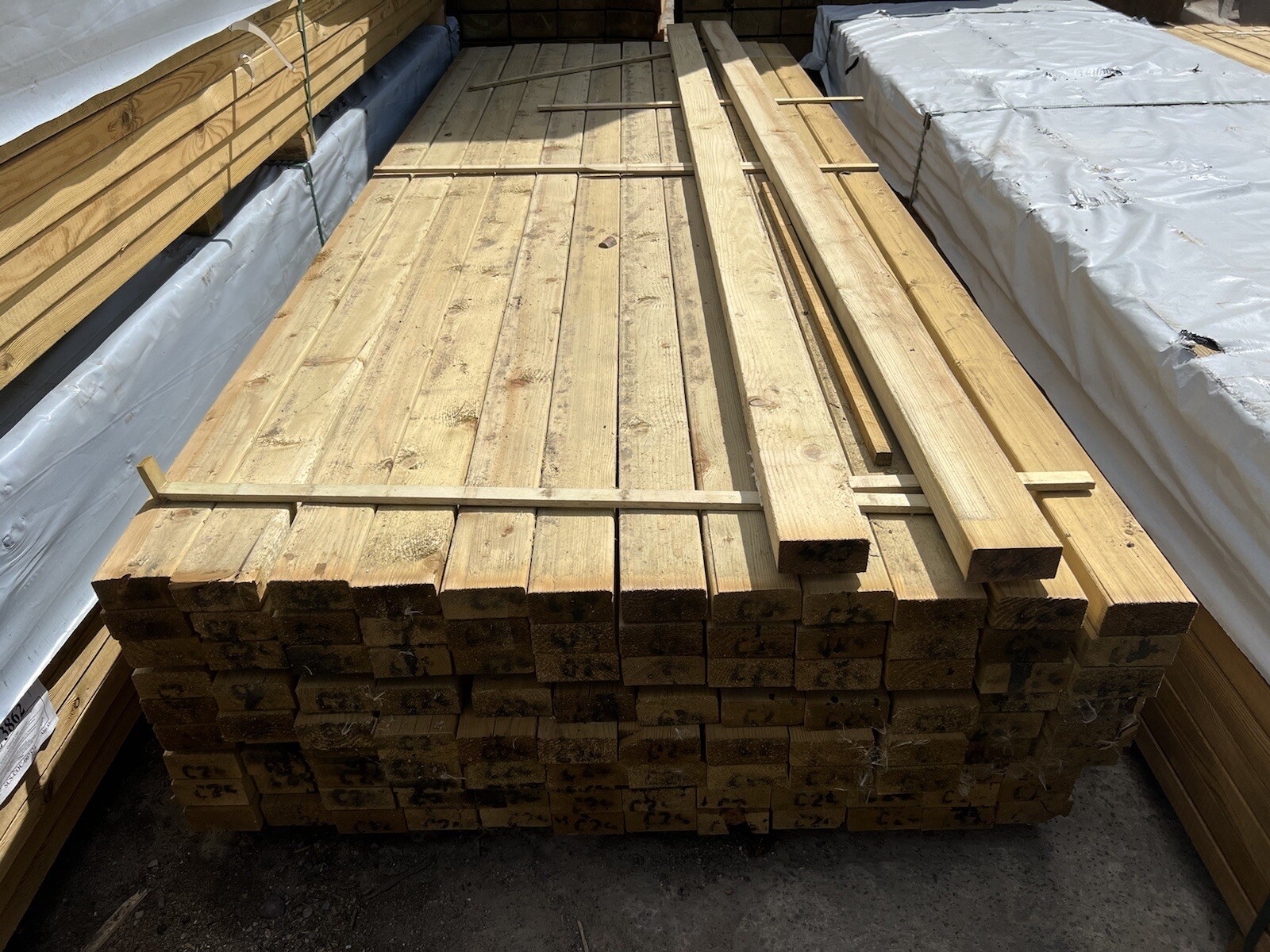 4x2x4.8M TREATED TIMBER / WOODEN LENGTHS/ RAILS ~ NEW | eBay