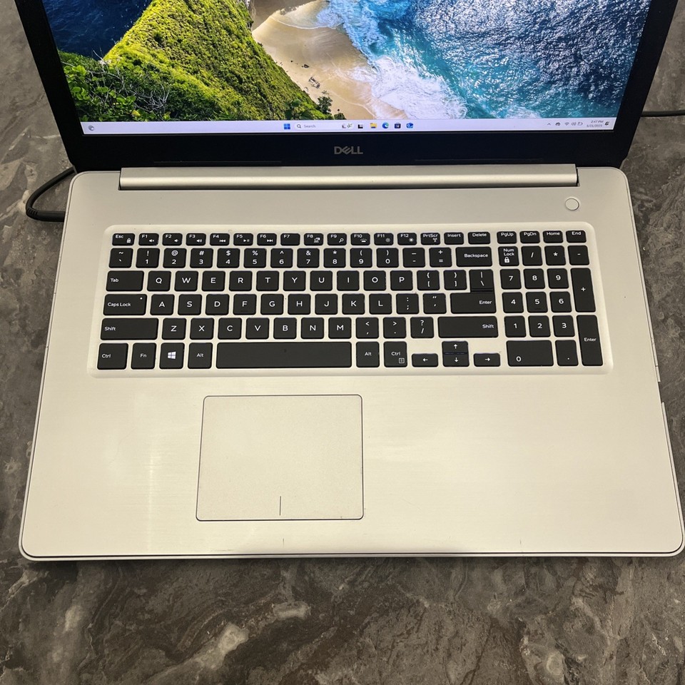 Dell Inspiron 5770 17" Core i7-8550U 1.8GHz 16GB RAM 240GB SSD WIN 11 ...