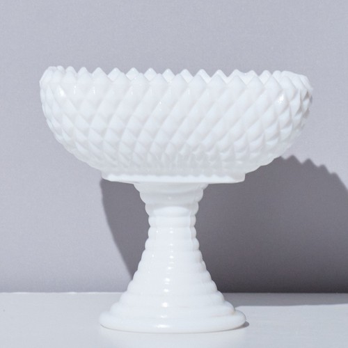 Vintage L.E. Smith Milk Glass Diamond Pattern Beehive Pedestal Compote ...