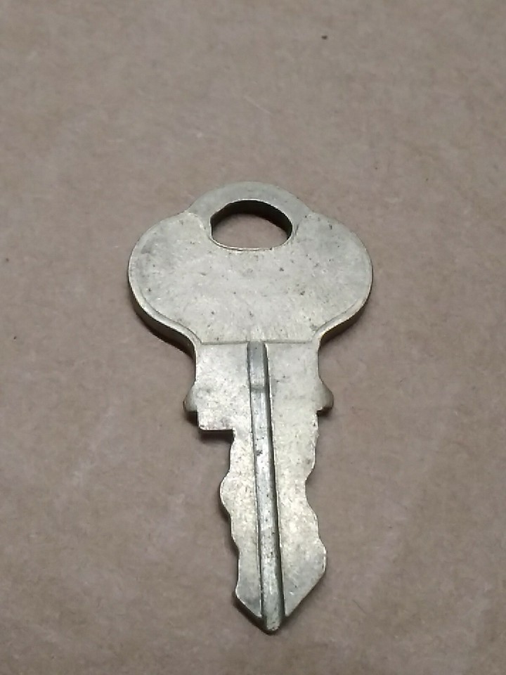 Vending Machine Chicago Lock Key B180 B 180 | eBay