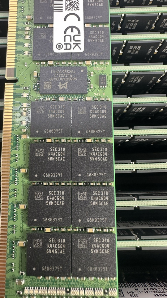 Samsung 16x 256GB 4096GB 4TB PC4-25600 DDR4-3200AA ECC 3DS/TSV 2S4Rx4 ...