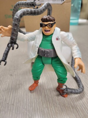 Doctor Octopus Spiderman Classics 2002 6" action figure COMPLETE Toy ...