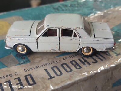 VINTAGE VOLGA GAZ 24 DIECAST TOY CAR 1970'S RUSSIA ORIGINAL ITEM CCCP 1 ...