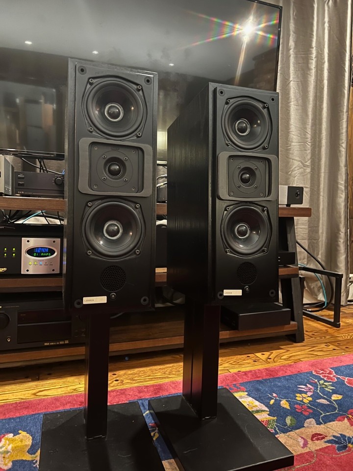 Meridian Speakers M20 Active Speakers Boothroyd Stuart British ...
