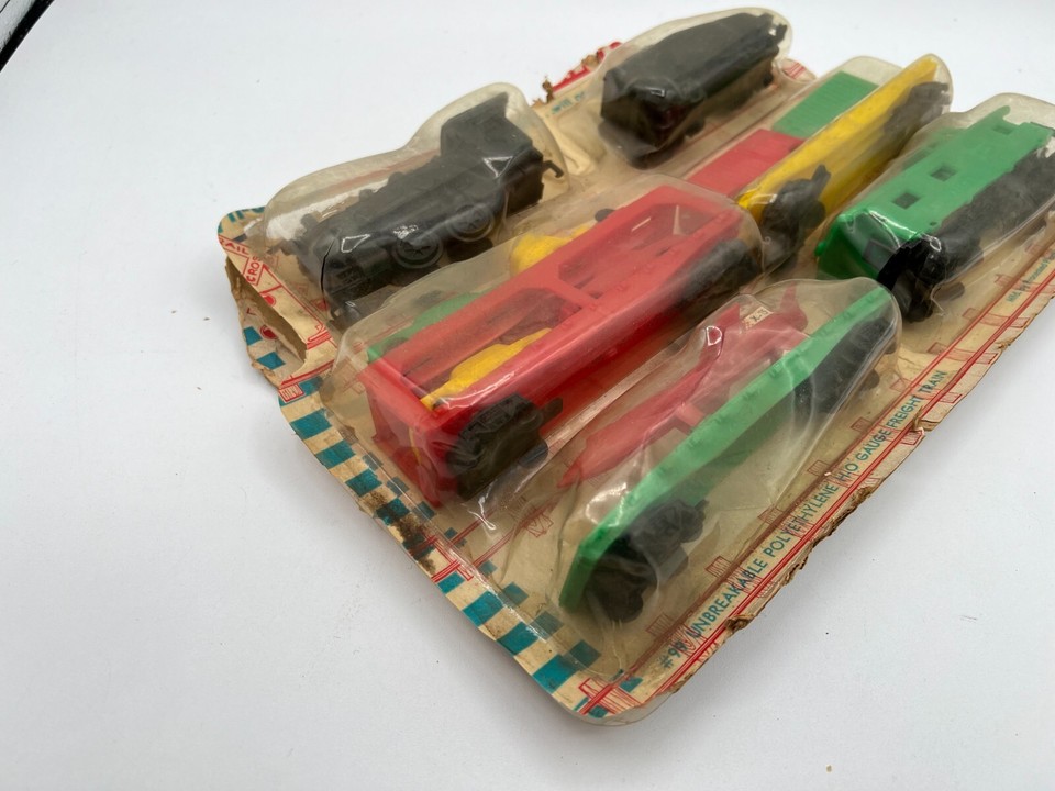 Vintage 1960's Processed Plastic Co. HO Gauge Freight Train Set X-15 ...