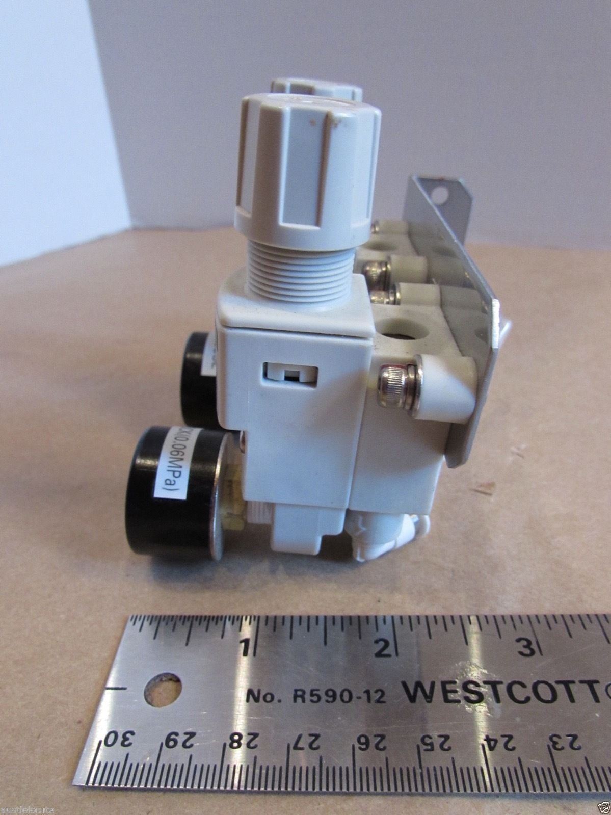 Lot Set 2 CKD RB500-LLC4-L Pressure Regulator w/ Gauge Pneumatic Air ...