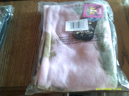 NEW Ladies Hot Shot Realtree Women's Infinity Scarf One Size Camo Pink ...