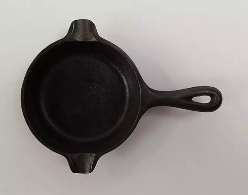 WAGNER WARE CAST IRON 1050 A OVAL LOGO SAUCE BUTTER SPOON COIN HOLDER ...