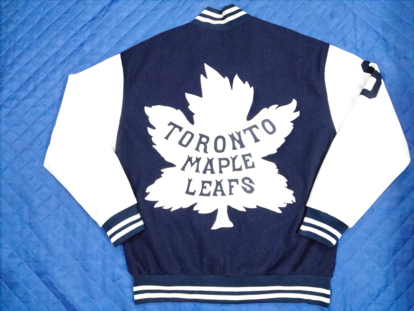 NHL Toronto Maple Leafs 2014 Winter Classic beautiful Varsity jacket | eBay