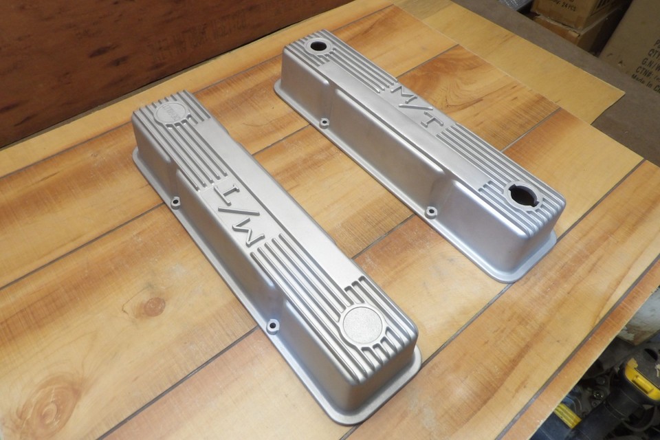 Mickey Thompson Valve Covers Small Block Chevy 327 Finned Aluminum ...