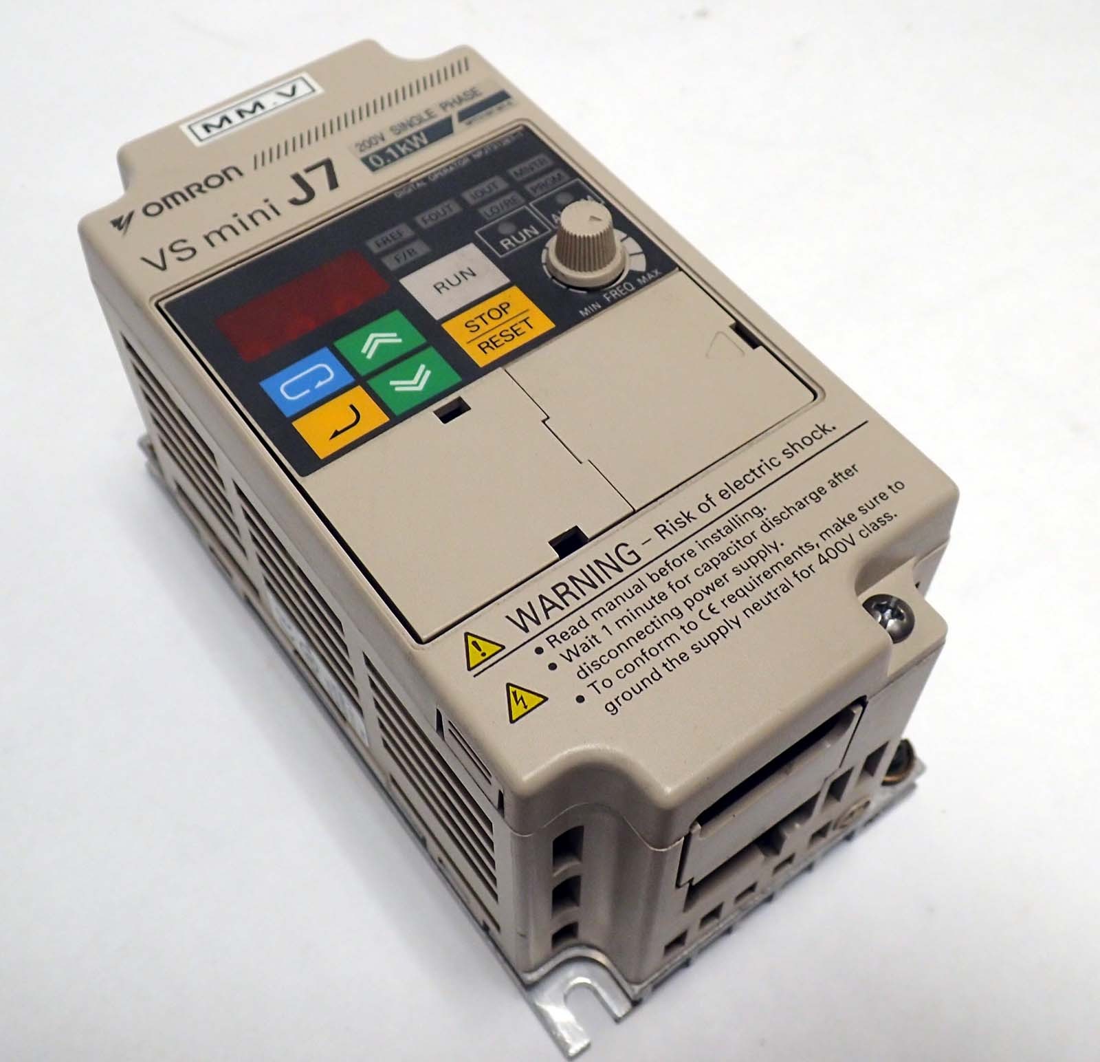 OMRON VS MINI J7 CIMR-J7AZB0P1 INVERTER PRG: 0020 0-240V 0 -400Hz 0.8A ...