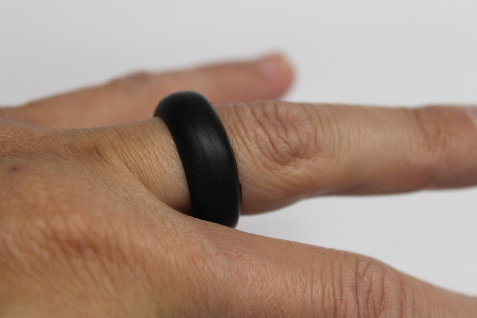 Black Rubber Ring Finger Size 10 Fashion Silicone Casual Wedding Ring ...