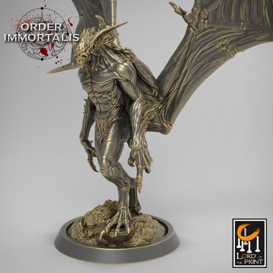 Flying Vampire Hatchling Bat Standing Miniature | D&D DnD | Pathfinder ...